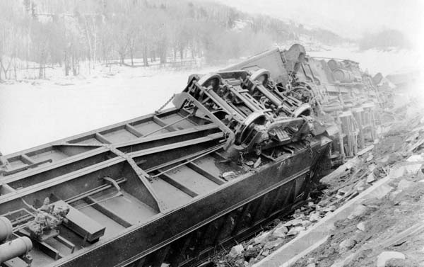 Postcard: Train wreck | Railroad History