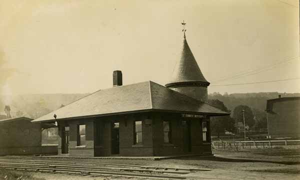 Postcard: Three Rivers Station, Palmer, Massachusetts | Railroad History